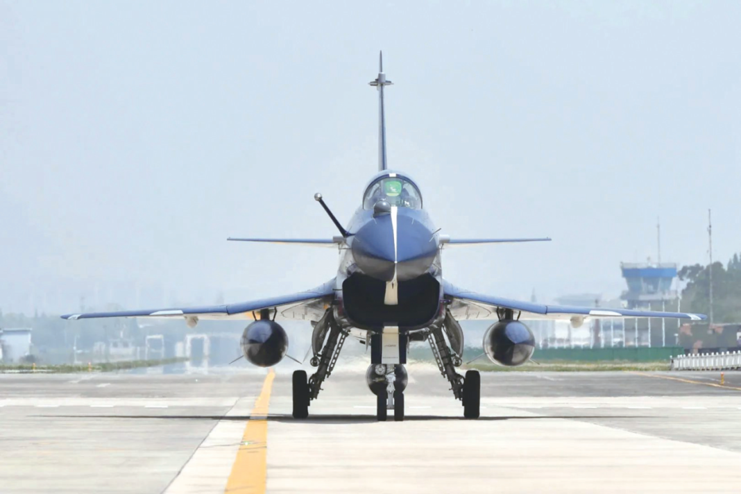 China’s J-10C Fighter Jet to Impress potential buyers with Its ...