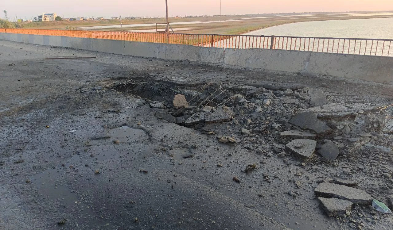 Missile Strike Hits Crimea's Chongar Bridge; Investigation Reveals ...