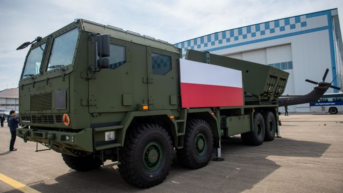 Bitter rivals KMW and Rheinmetall Clash Over Rocket Launcher Deal ...