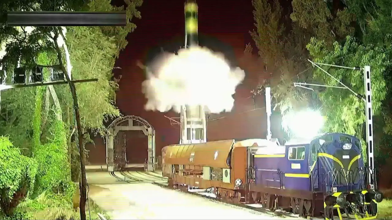 Agni-Prime Takes the Rail Route: The Strategic Surprise Behind DRDO’s ...