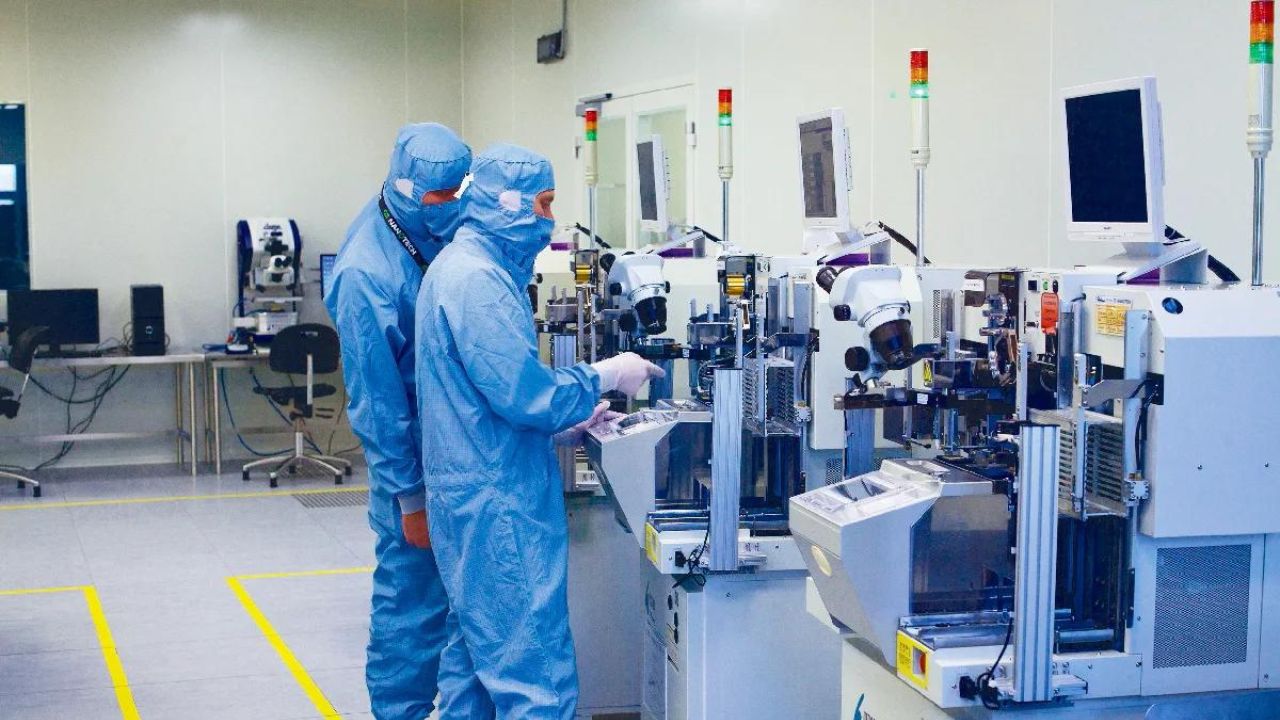 Russia Quietly Breaks Into Global DDR5 Supply Chain With First SPD Chip